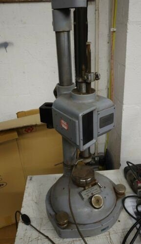 Hilger & Watts Vertical Microscopic "Microptic" Measuring Machine | The ...
